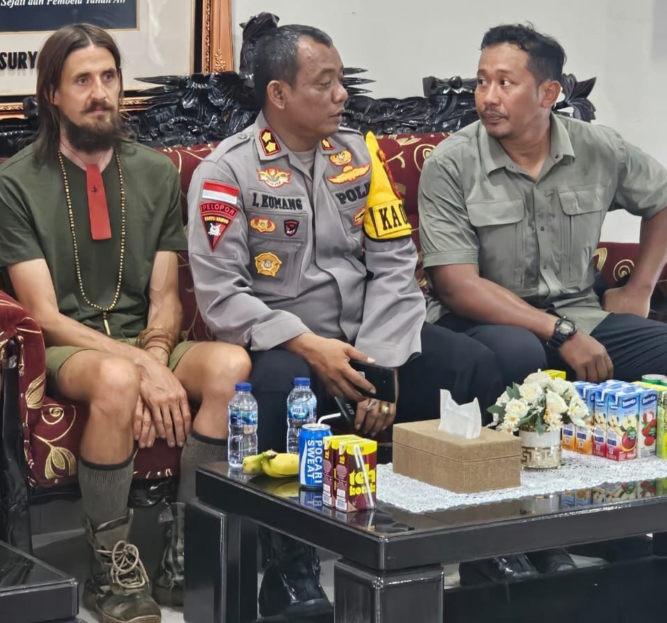 Misi Berani Letkol Andi Afandi Putra Mare Kab. Bone Dansatgas Nanggala Ops Damai Cartenzs ...